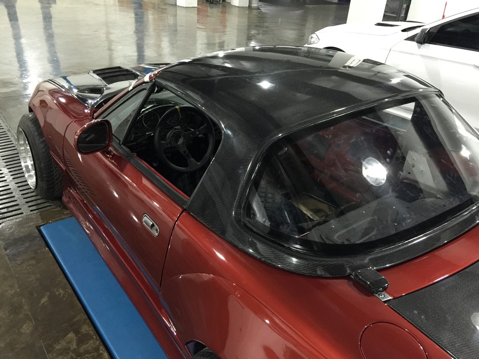 Hardtop (OEM Replica) For Miata NA/NB | CarbonMiata